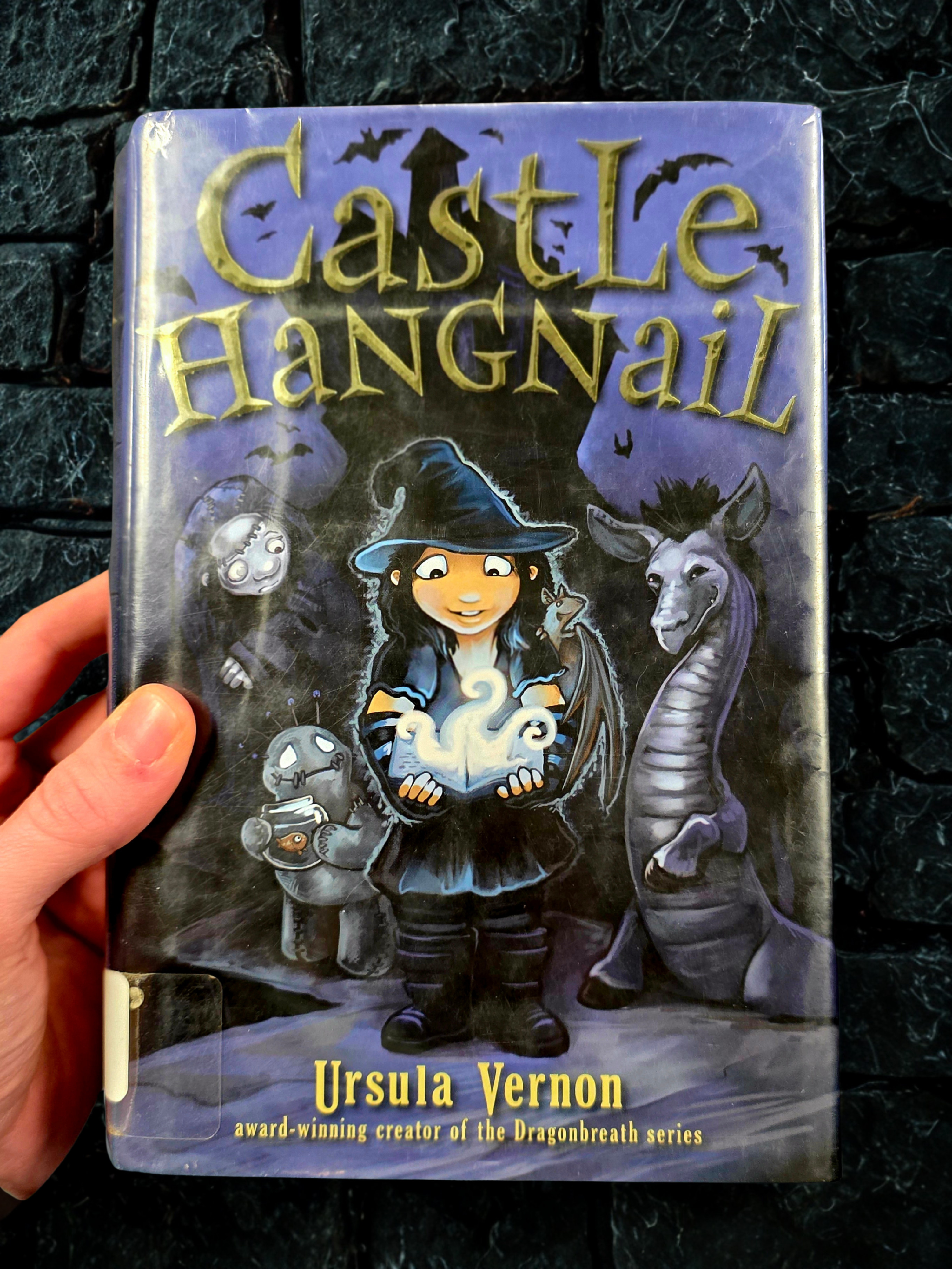 Quick & Dirty: Castle Hangnail by Ursula Vernon – Undercover Librarian